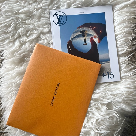 Louis Vuitton | Art | Louis Vuitton Lv The Book Limited Edition 5 With ...